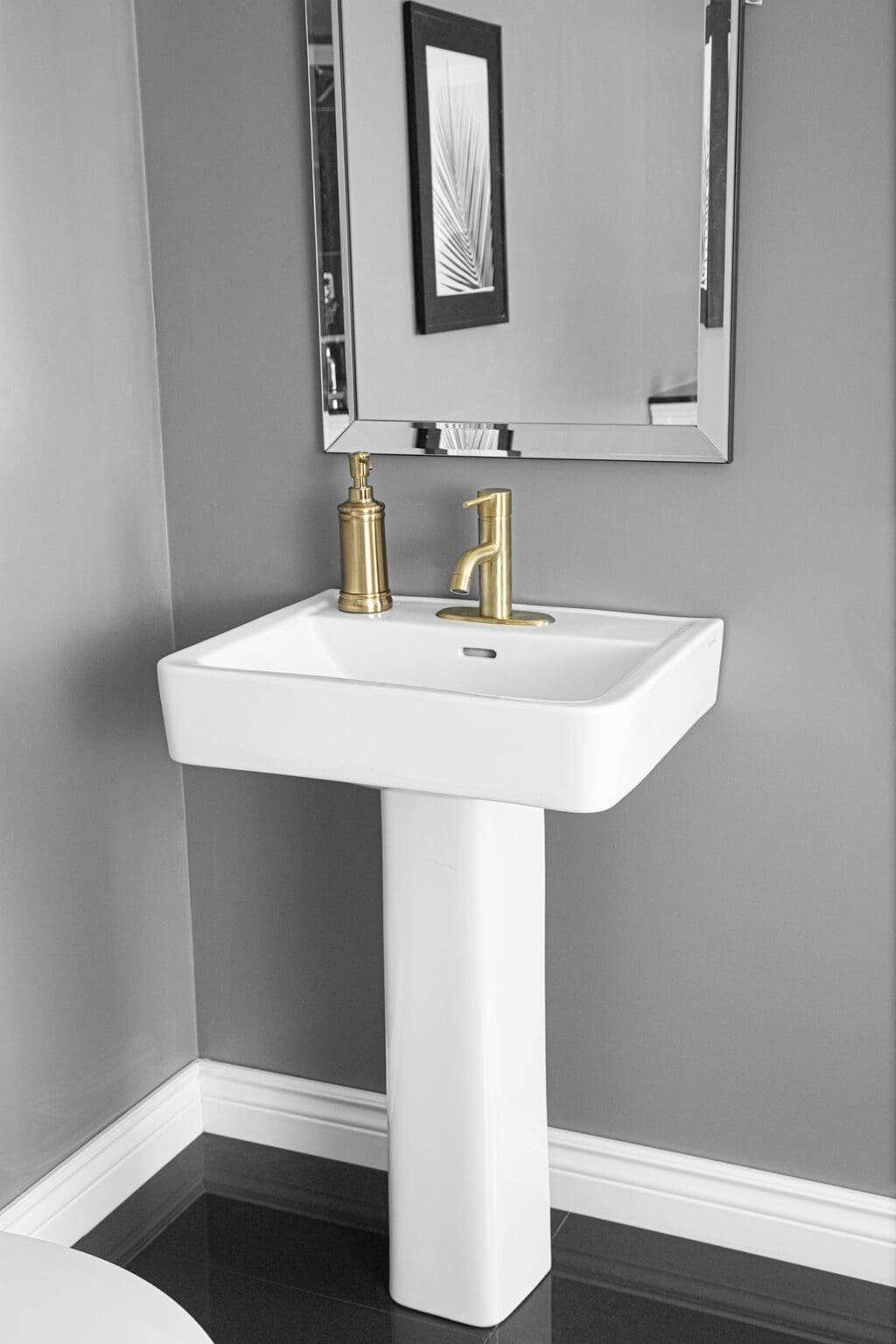 Residential Sinks | Contrac Plumbing
